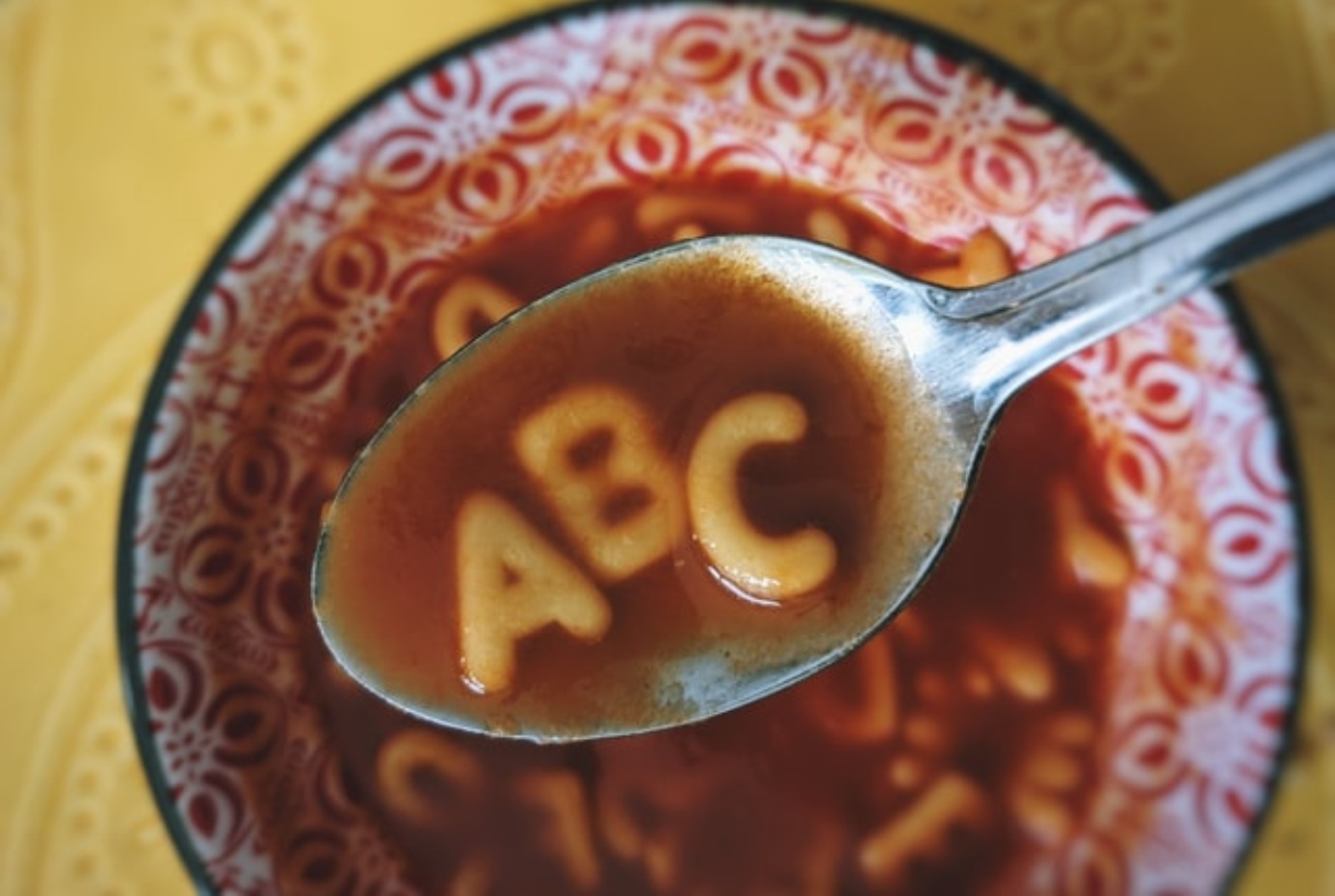 Cinco opções de sopa para se aquecer