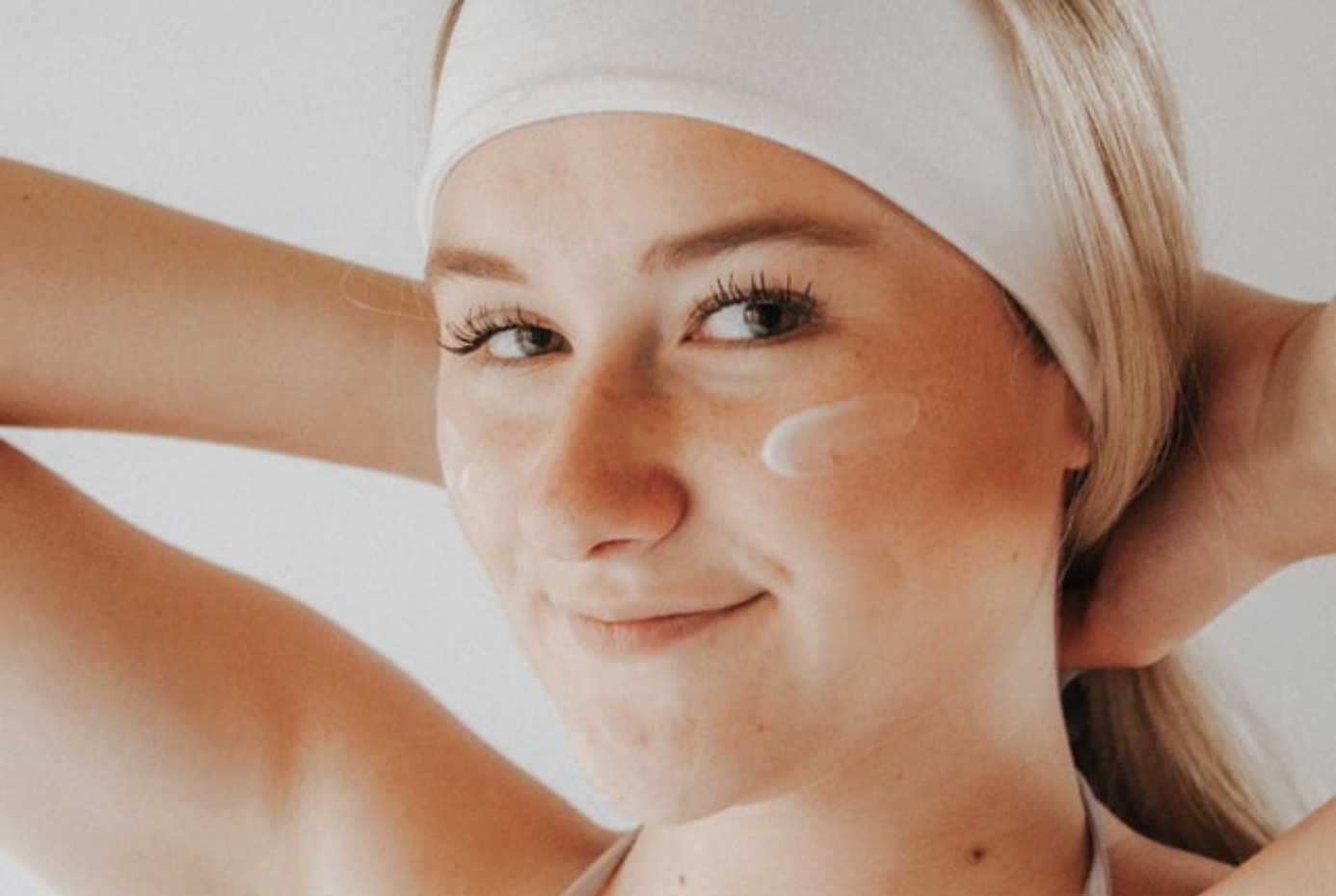 Cuidados e benefícios do uso de ácidos no rosto