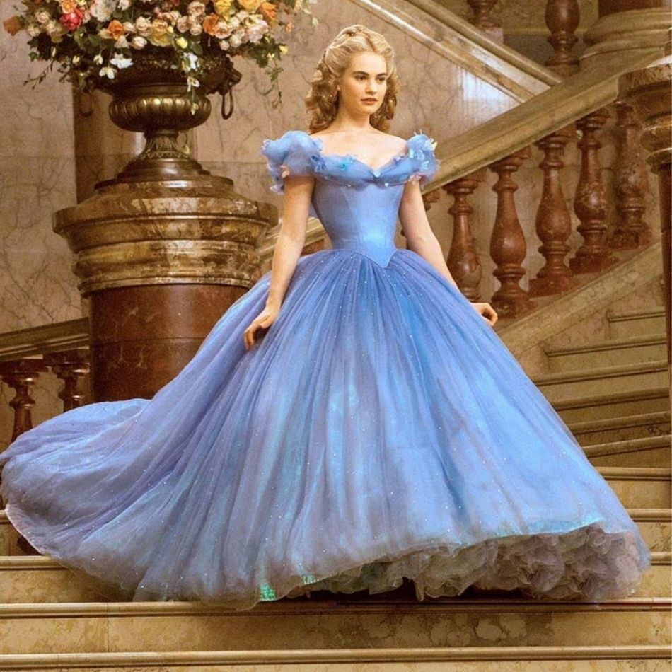 Conheça adaptações da história Cinderela